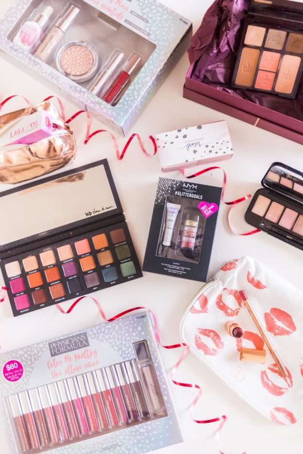 50+ Best Beauty Gift Sets for Christmas – Hello Rigby Seattle Fashion ...