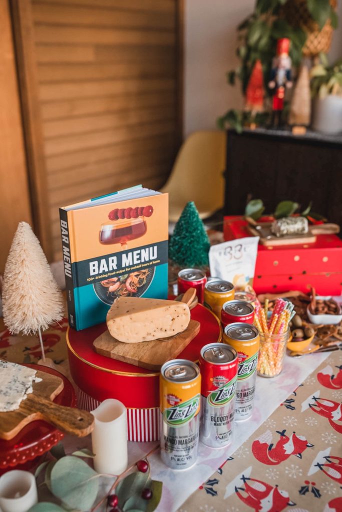 Easy Grazing Table Ideas for the Holidays – Hello Rigby Seattle Fashion ...